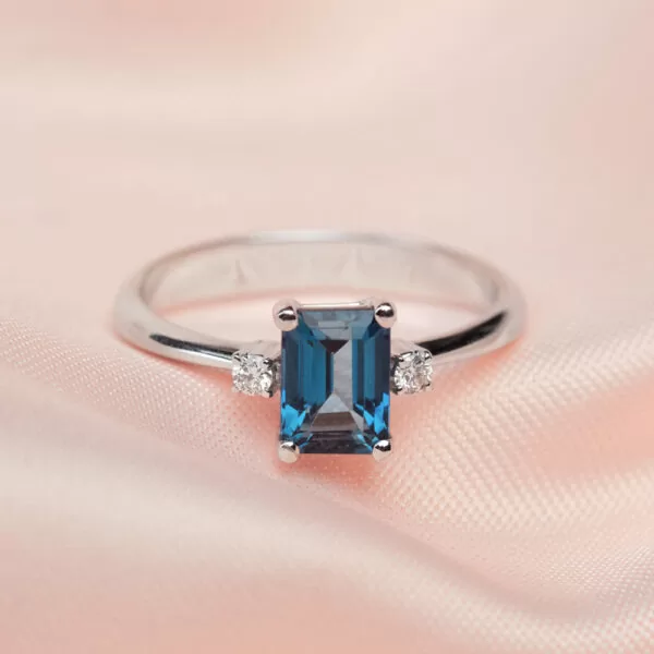 London blue topaz prsten, 995