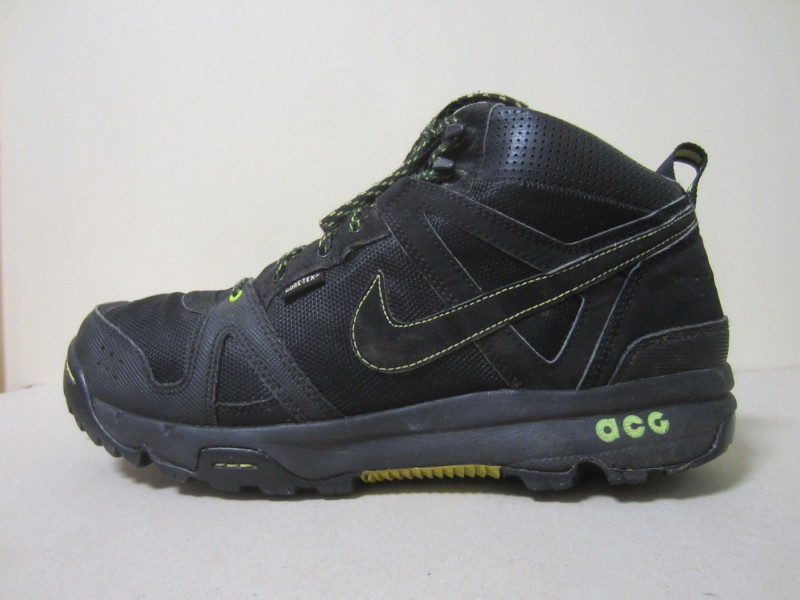 Orginal NIKE muske patike 45.5-EXTRA OCUVANE