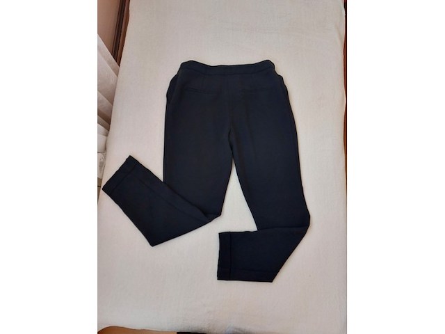 MANGO pantalone broj 38