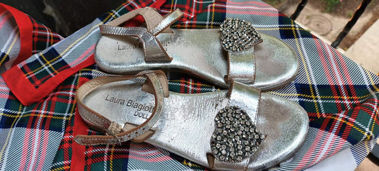 Laura Biagotti srebrne sandale za devojčice
