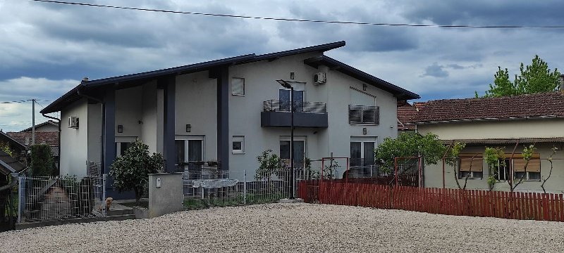 Prodaja Vile-kuće- Srbac okolina Banjaluke