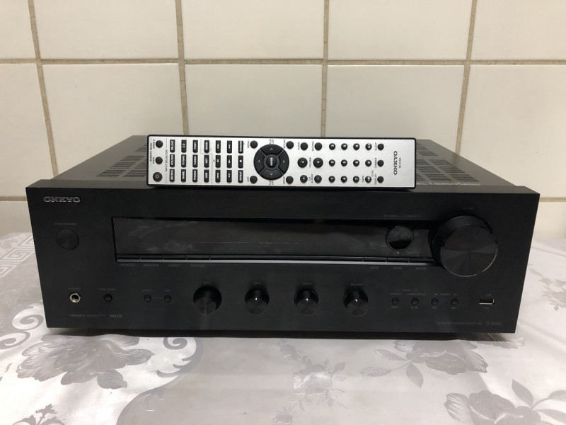 Onkyo TX-8050 citaj