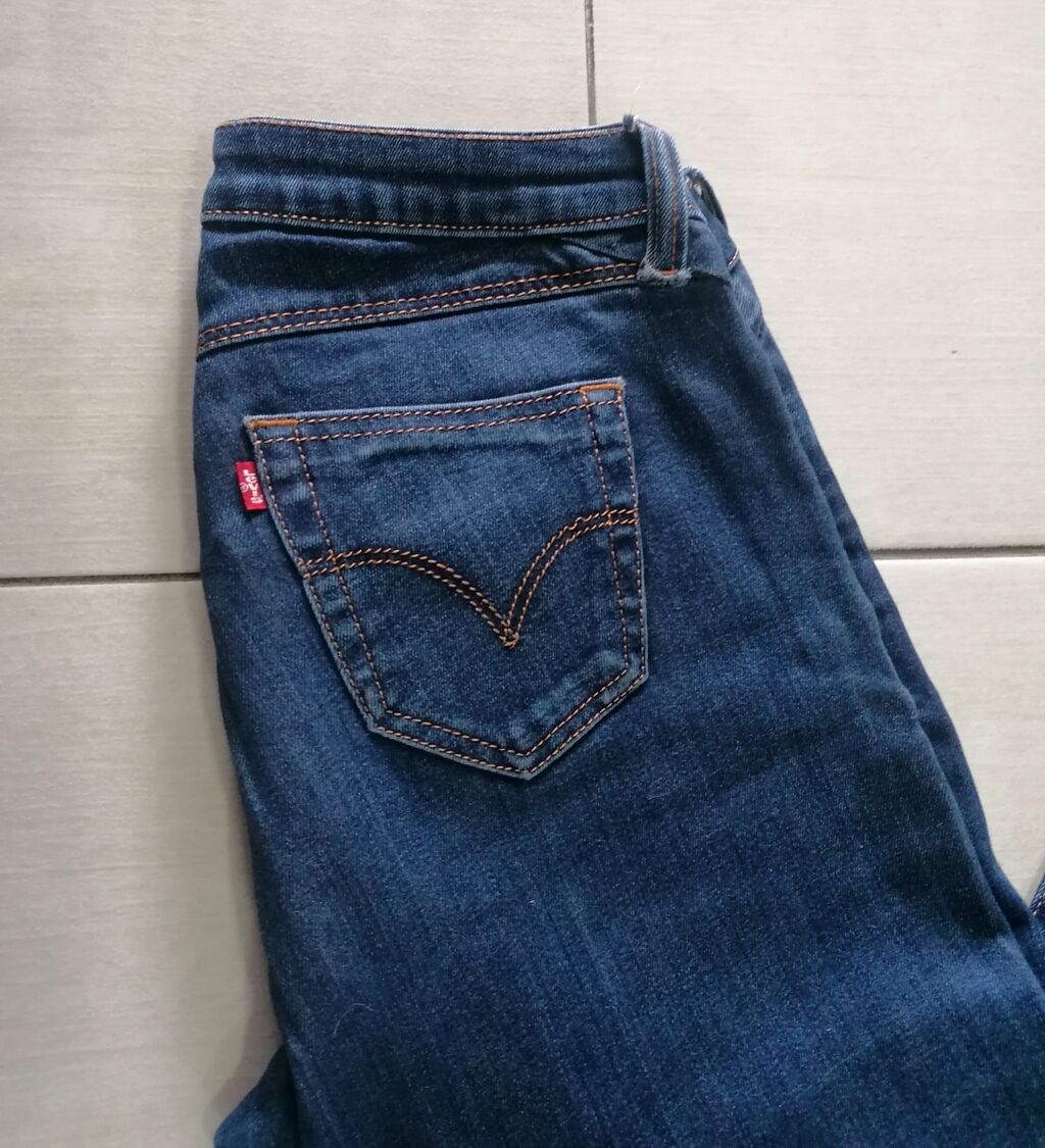 Original LEVIS farmerice Vel 33 Jednom samo Obučene BUKVALNO nove