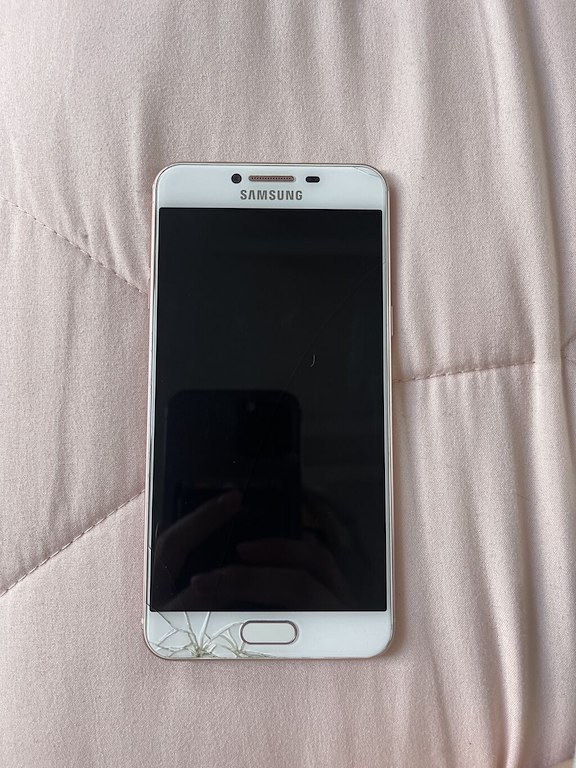 Samsung Galaxy C5 2016, 32 GB, bоја - Roze, Broken phone, With documents