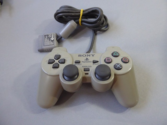 SONY PlayStation DualShock kontroler džojstik