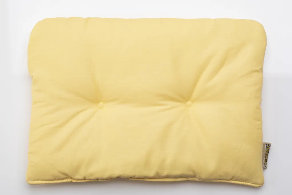 Bebi jastuk žuti
