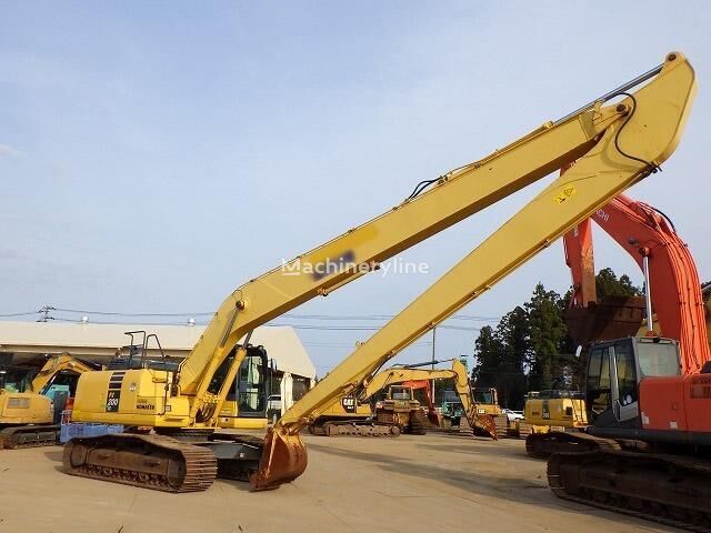 Komatsu PC200LC-10 bager sa dugom strelom