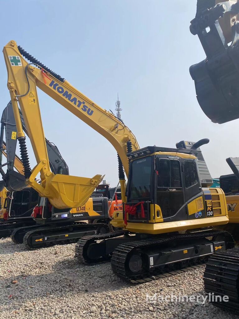 Komatsu PC130 bager guseničar