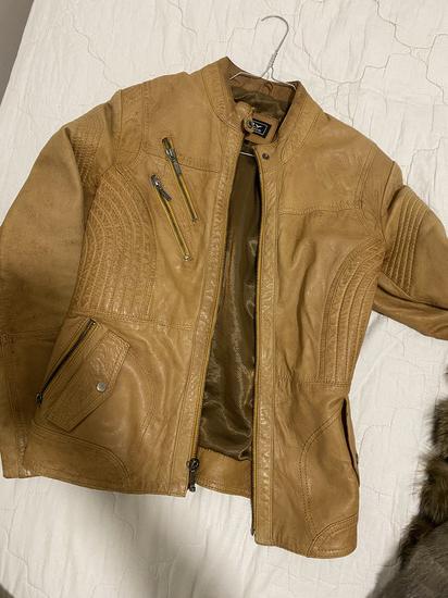 Kožna jakna Prelepa S(moze i za XS)  Sniž 4500