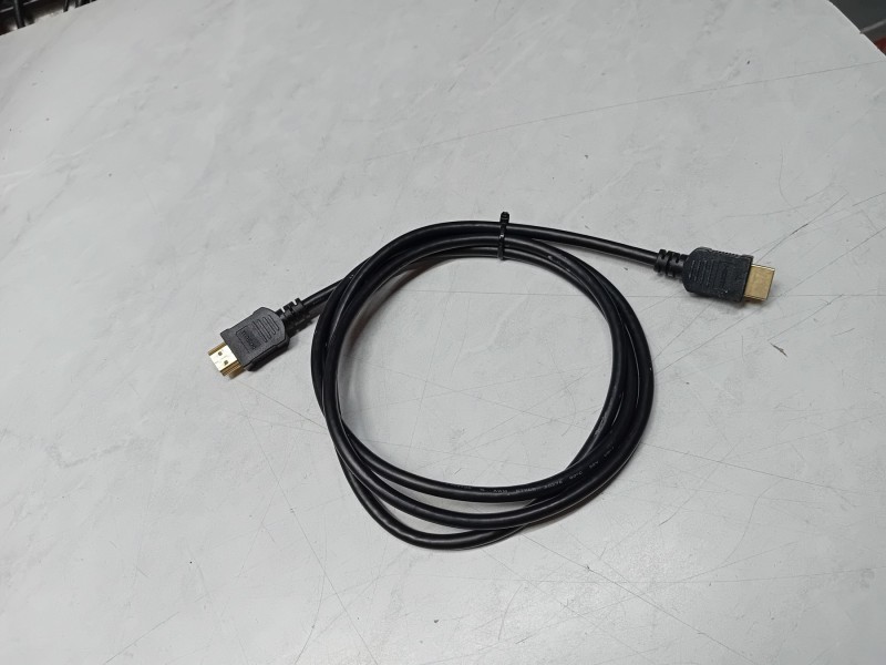 hdmi na hdmi kabal 1,5m ispravan