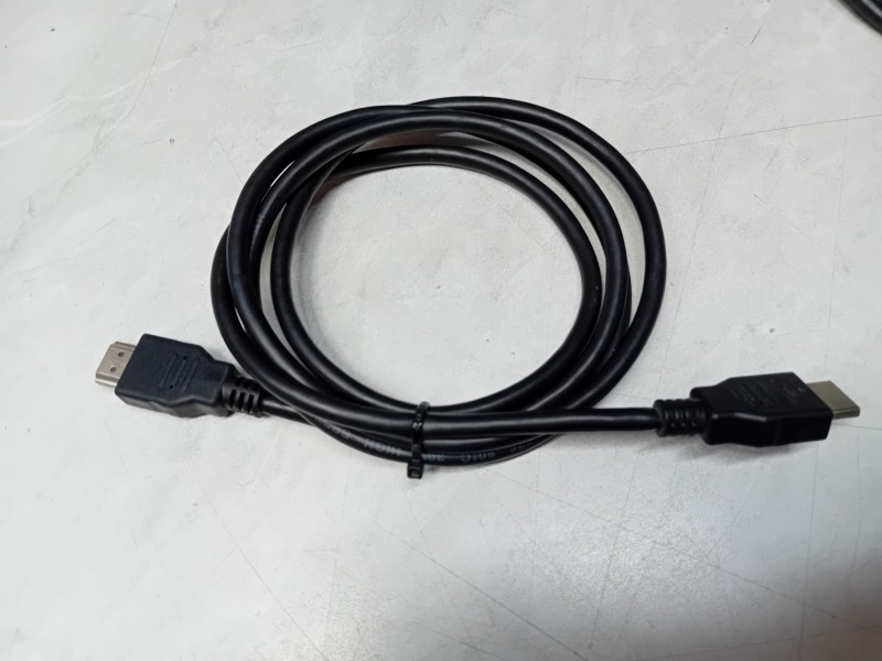 hdmi na hdmi kabal 1,5m ispravan