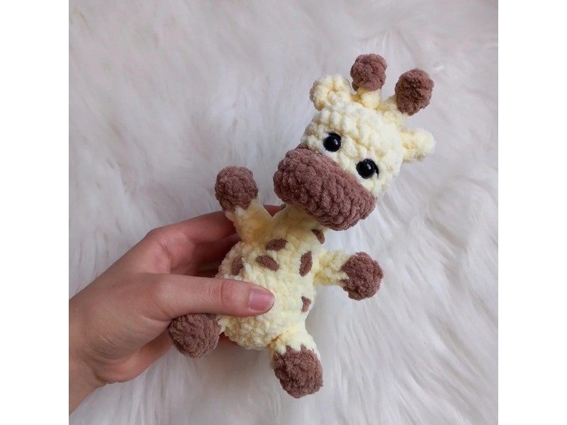 Mini amigurumi - žirafa