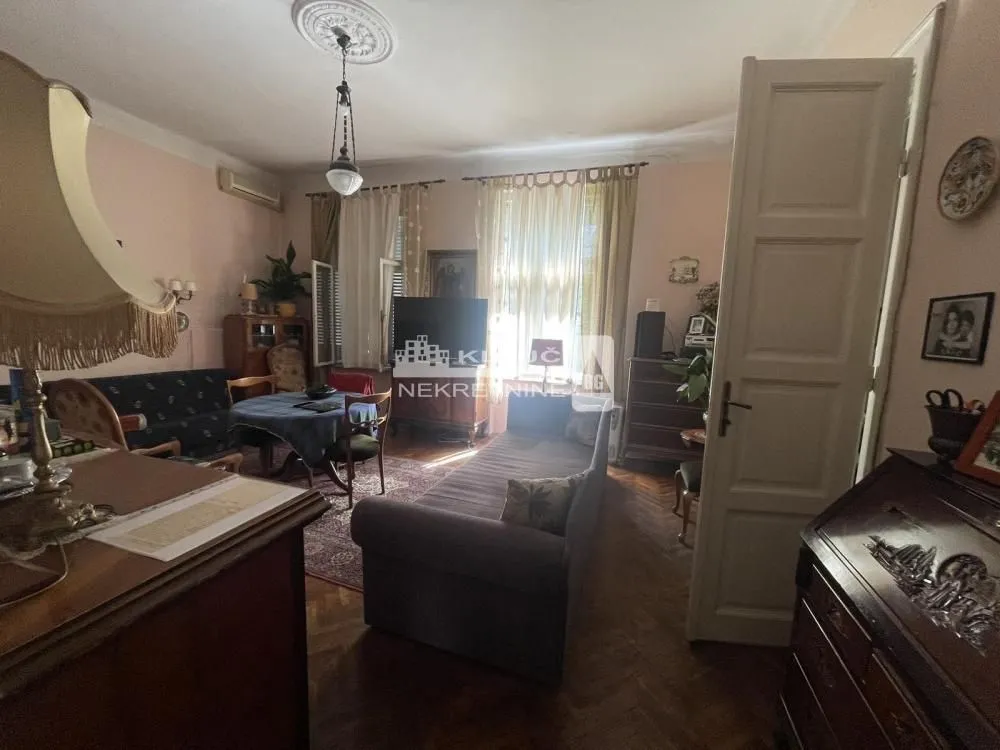Prodaja, kuća, 310m2, Vračar, Beograd