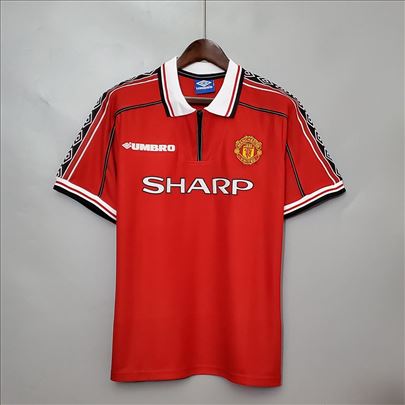 Manchester United 1998/1999 domaći dres