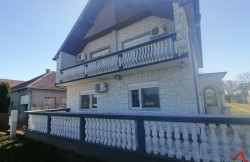 Prodajem Kuću, Centar, Novi Sad, €185.400