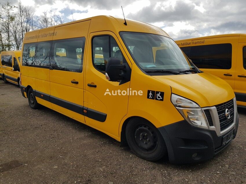 Nissan NV400 putnički minibus