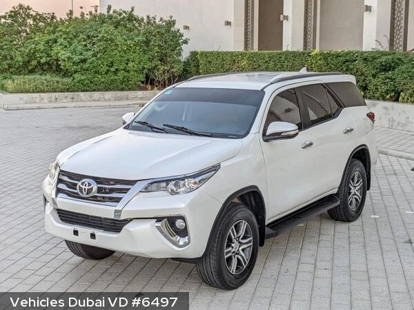 Toyota FORTUNER krosover