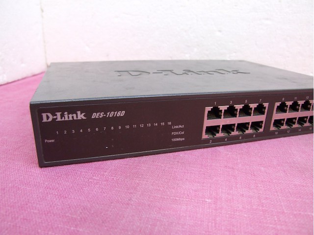D-Link DES-1016D Fast Ethernet Switch 16 porta+GARANCIJ