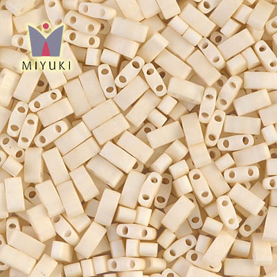 HTL-2021 Miyuki Half Tila Beads – Matted Opaque Cream (3gr)