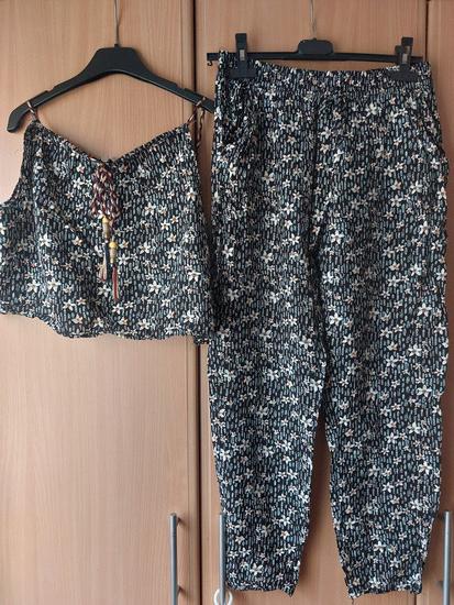 Dvodelni set/pantalone i majica