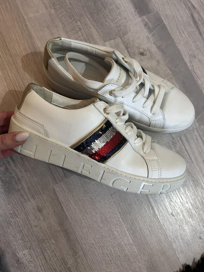 Tommy Hilfiger patike