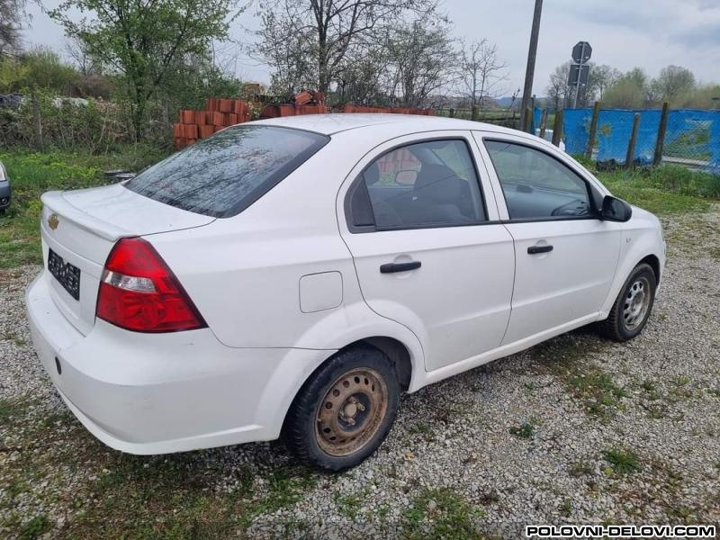 Chevrolet Aveo 1.2b Kompletan Auto U Delovima