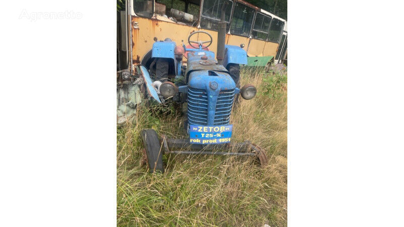 Zetor T25 mini traktor po rezervnim delovima