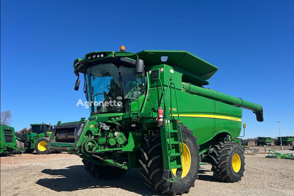 John Deere S670 kombajn za žito