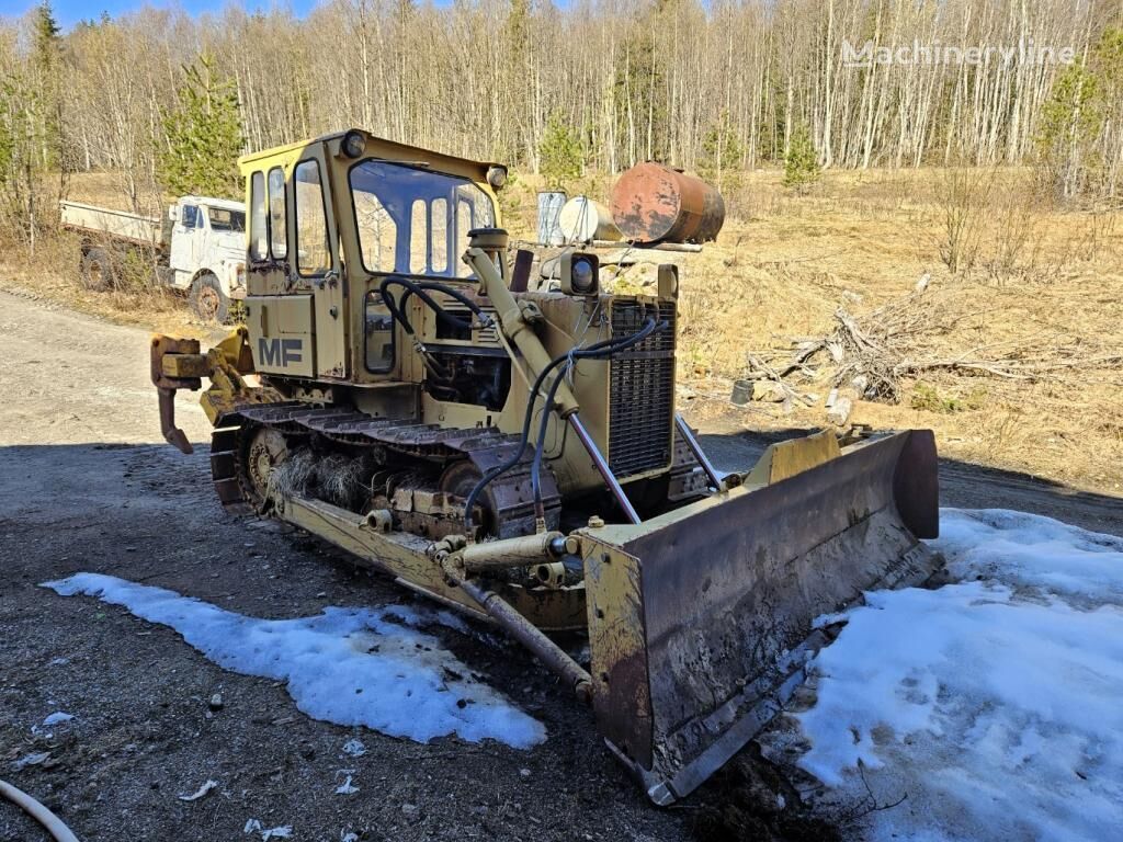 Prodaje se MF Dozer 400 buldožer na aukciji