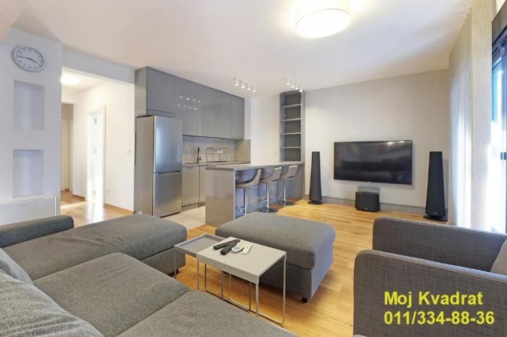 Četvorosoban stan na prodaju, 90m2, 380.000€