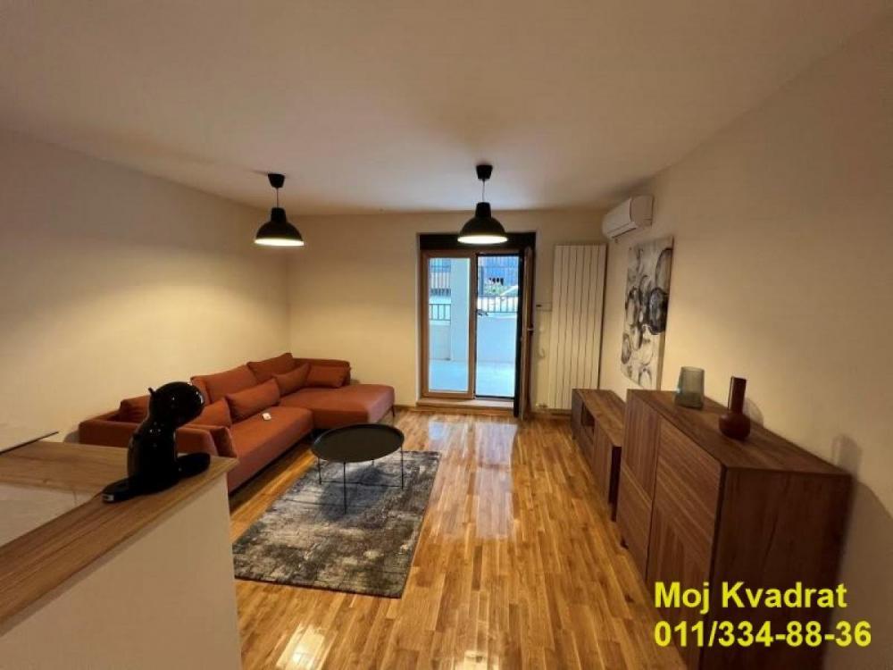 Dvosoban stan na prodaju, 70m2, 260.000€