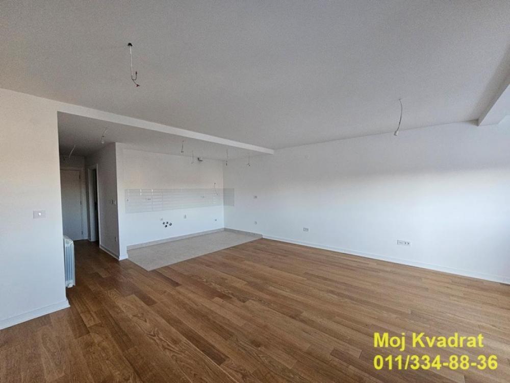 Četvorosoban stan na prodaju, 110m2, 462.000€