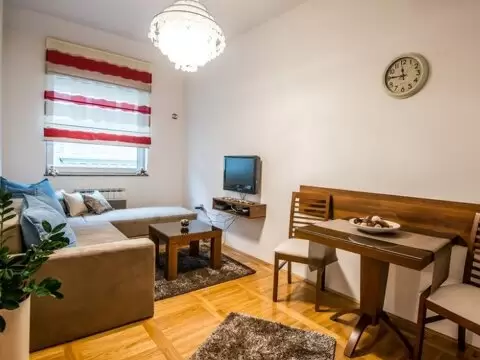 Arena Apartmani - Marmelo Apartman