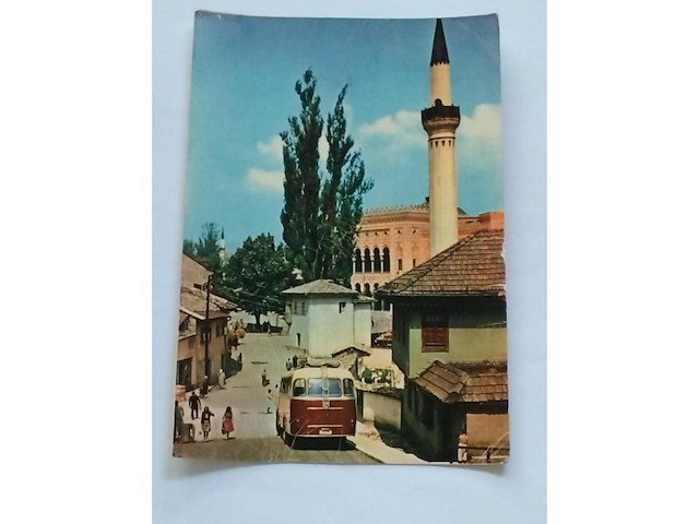 Sarajevo - Alifakovac - Džamija - Autobus - Bosna -