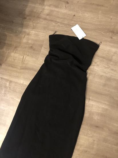 Zara savrsena korset crna haljina Novo
