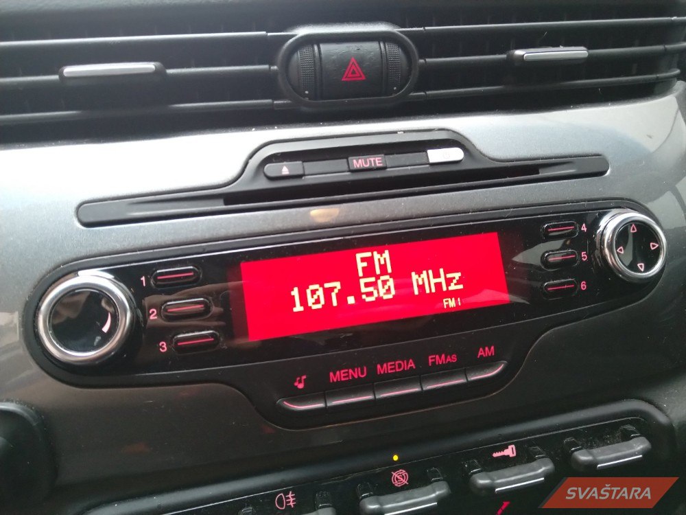 Alfa Romeo Giulietta cd radio