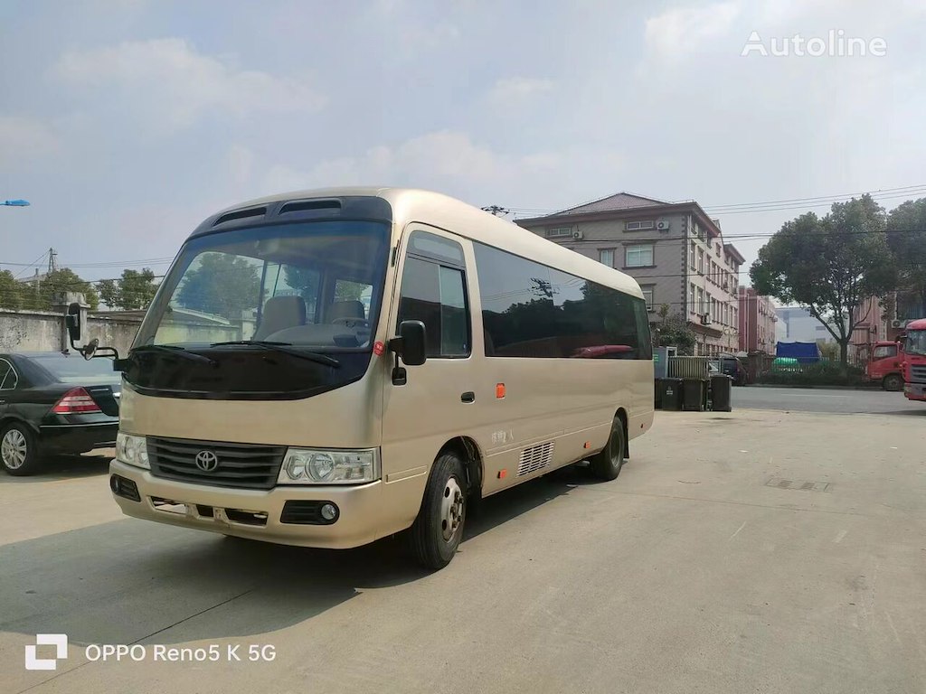 Toyota Coaster turistički autobus