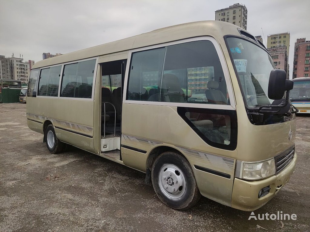 Toyota coaster turistički autobus