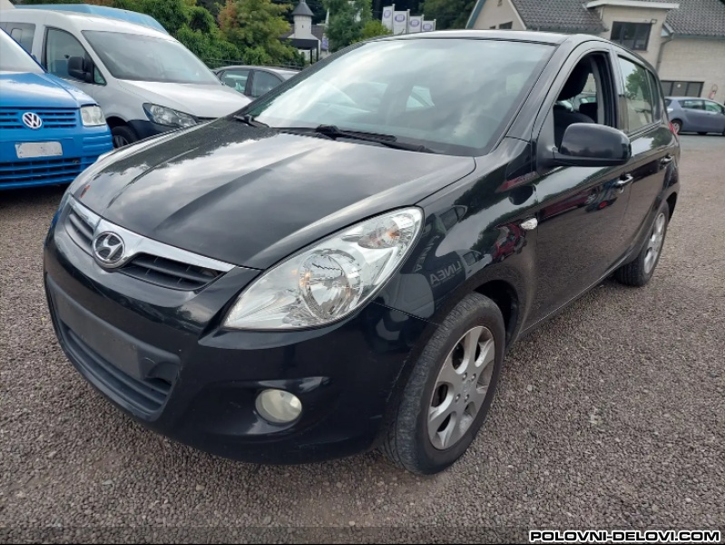 Hyundai I20 Kompletan Auto U Delovima