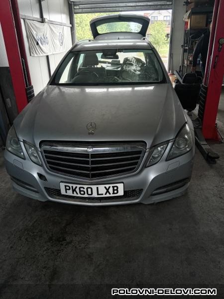 Mercedes E 220 W212 Kompletan Auto U Delovima