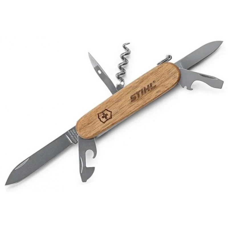Švajcarski nož sa drvenom drškom