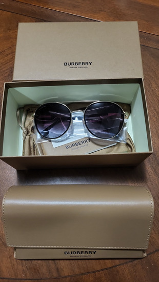 BURBERRY Naocare za sunce