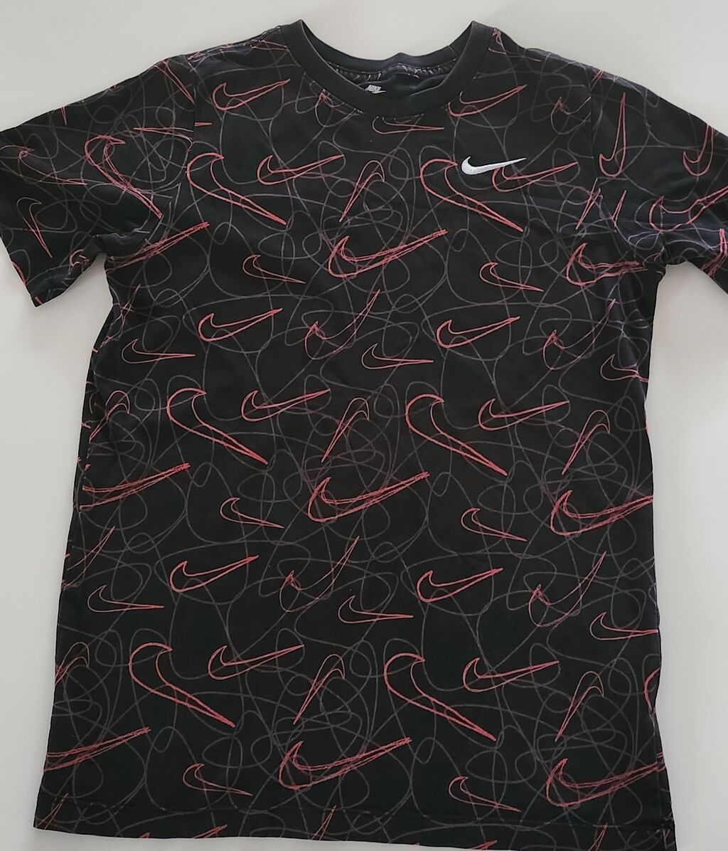 Men's T-shirt Nike, XS (EU 34), bоја - Crna