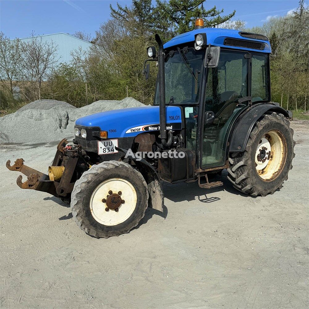 Prodaje se New Holland TN70F traktor točkaš na aukciji