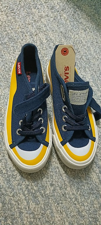 Levi's patike original, potpuno nove, nemaju kutiju iz inostranstva