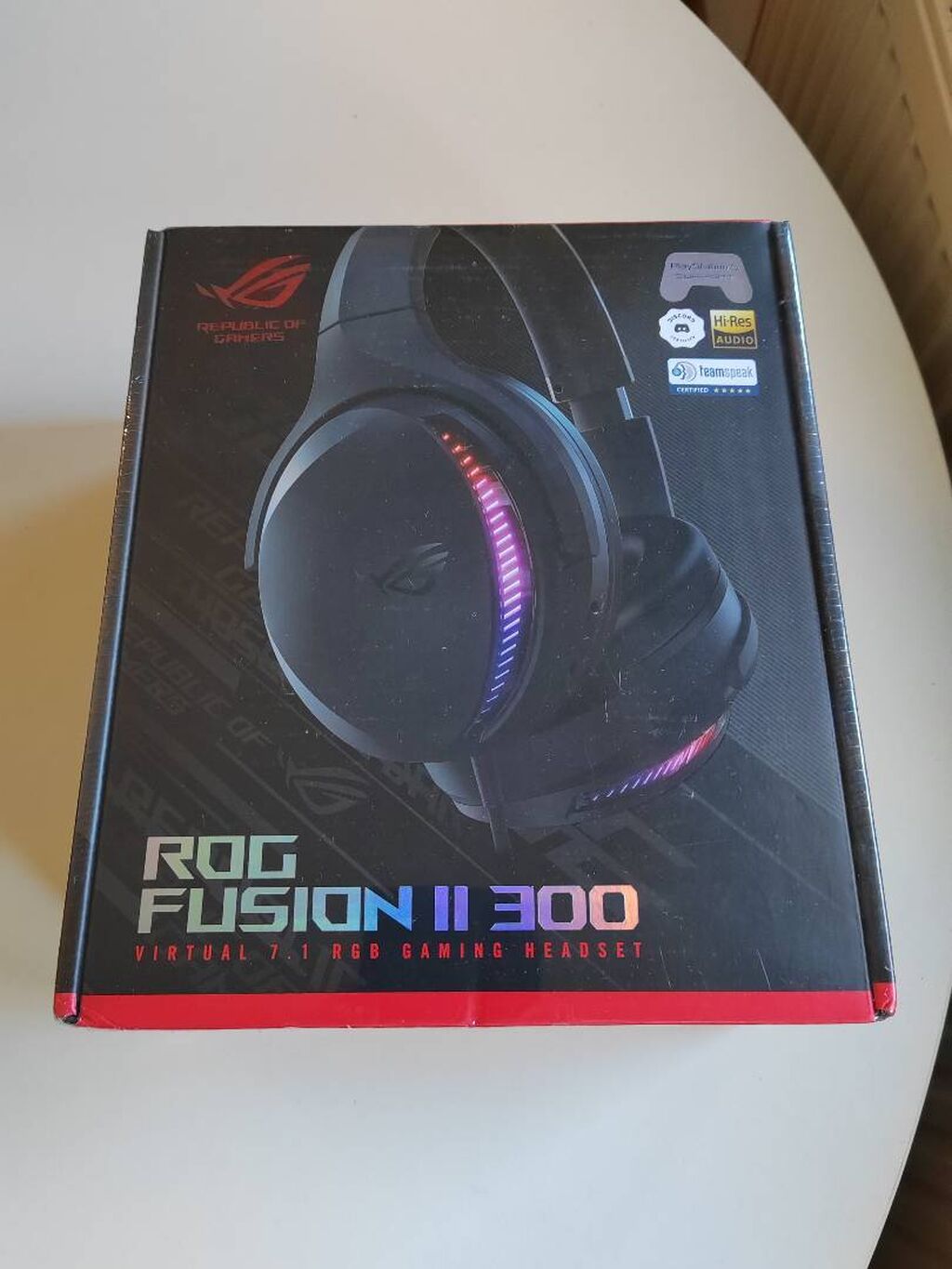 ASUS ROG Fusion II 300 Gejmerske slušalice Asus ROG Fusion II 300 su