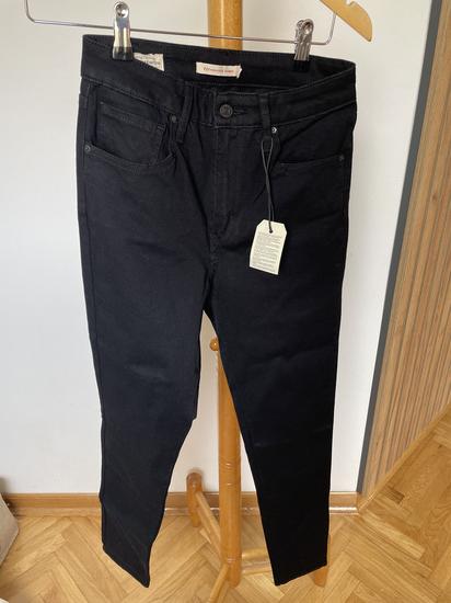 Levis farke sa etiketom 721