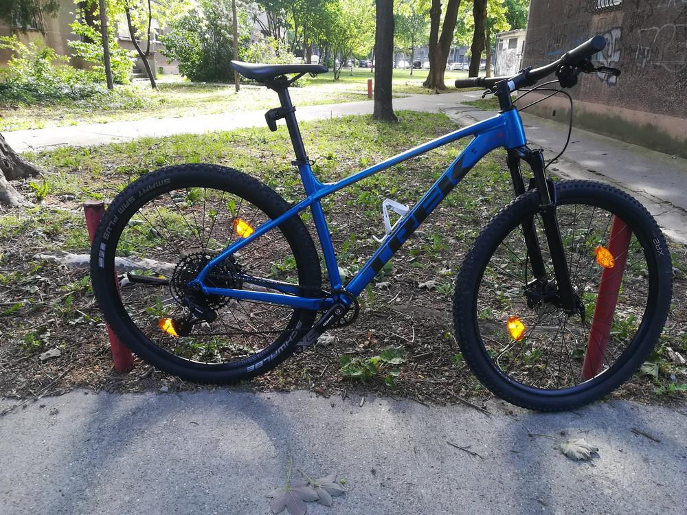 TREK Xcalibur B