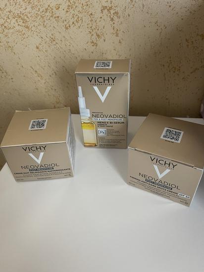 Vichy NEOVADIOL set