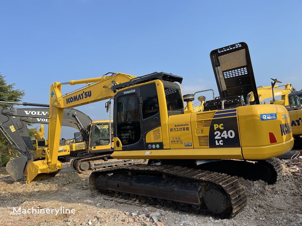 Komatsu PC240 bager guseničar